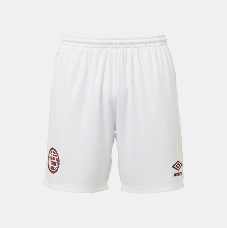 SHORT DE ENTRENAMIENTO BLANCO UMBRO 2026 - Tienda Granate